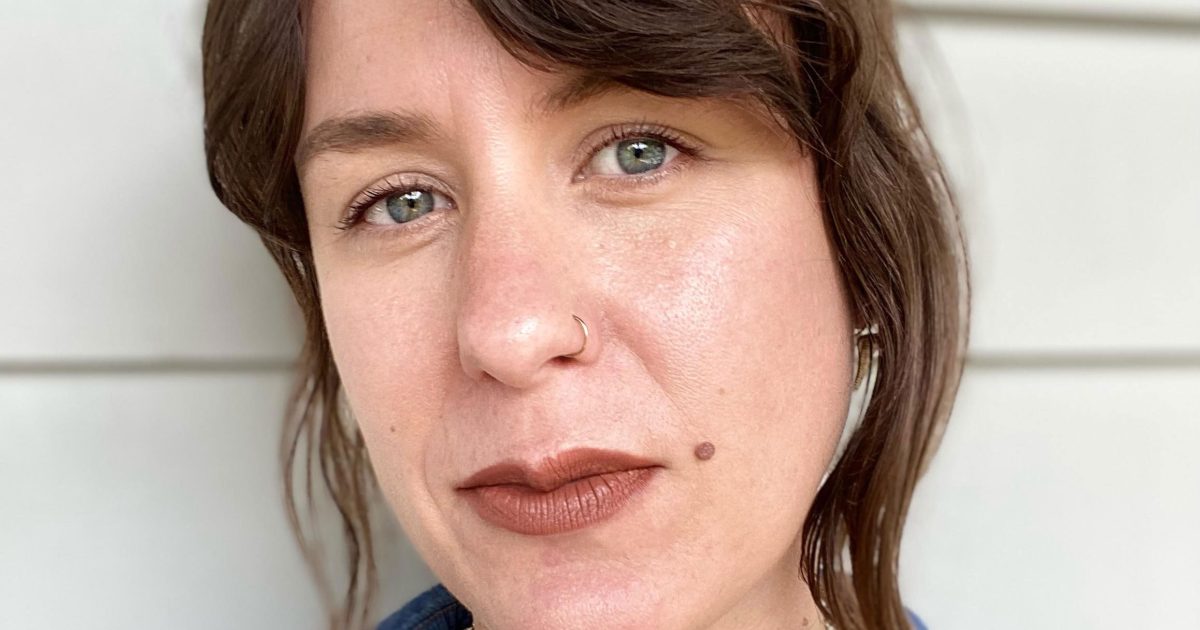 Stephanie Travers's Instagram, Twitter & Facebook on IDCrawl